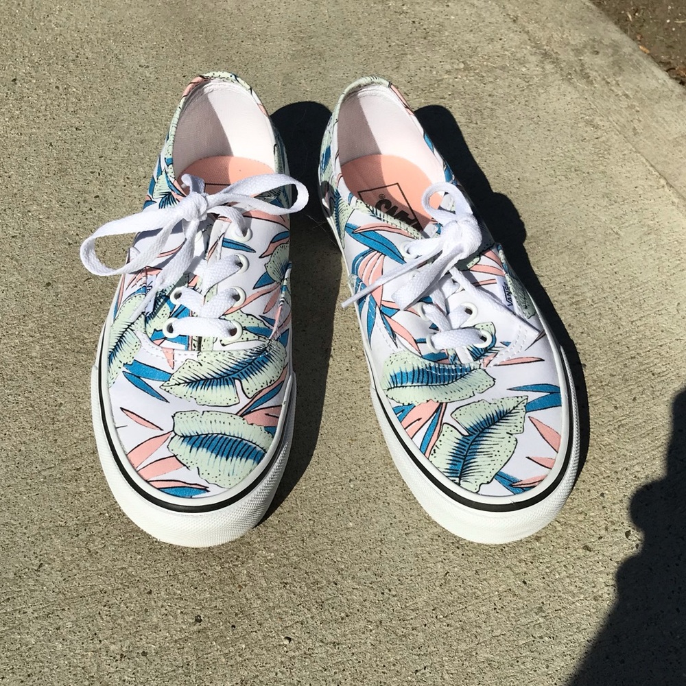 Vans Tropical Leaves True White Lace-Up Shoes - Gem